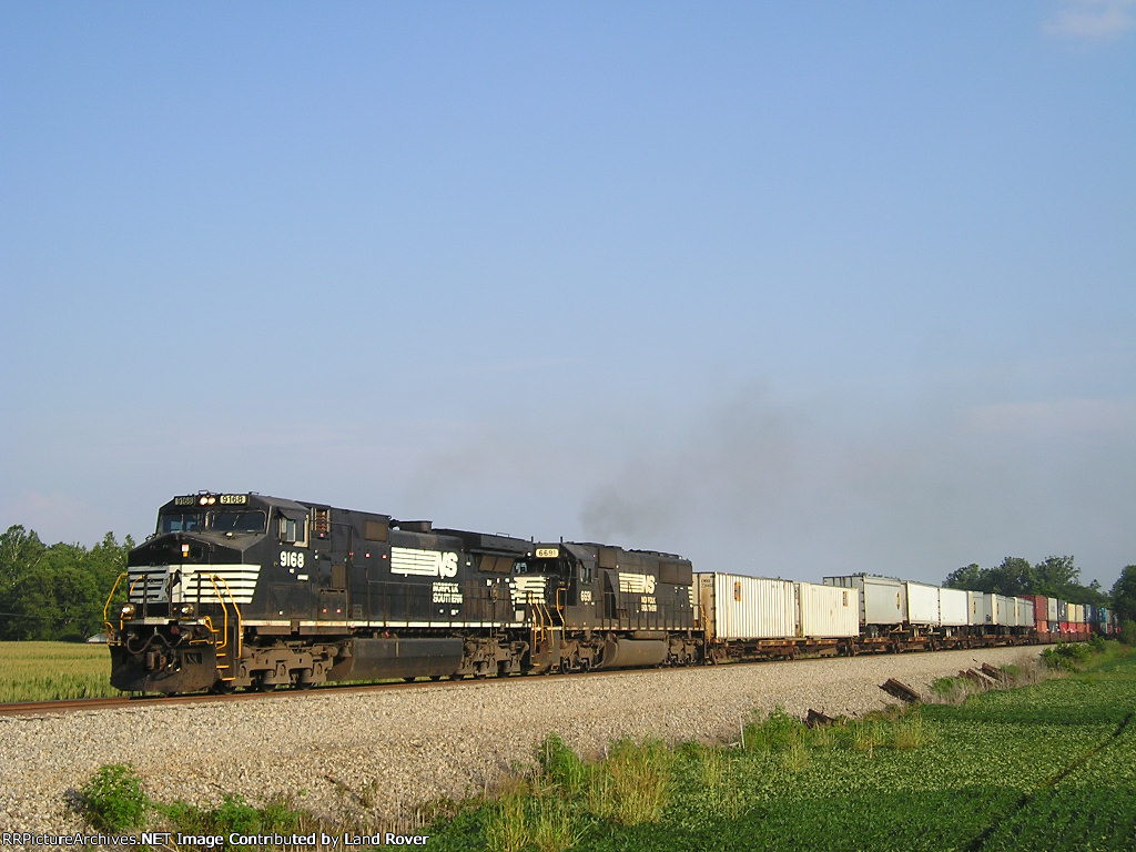 NS 9168 On NS 282 Westbound